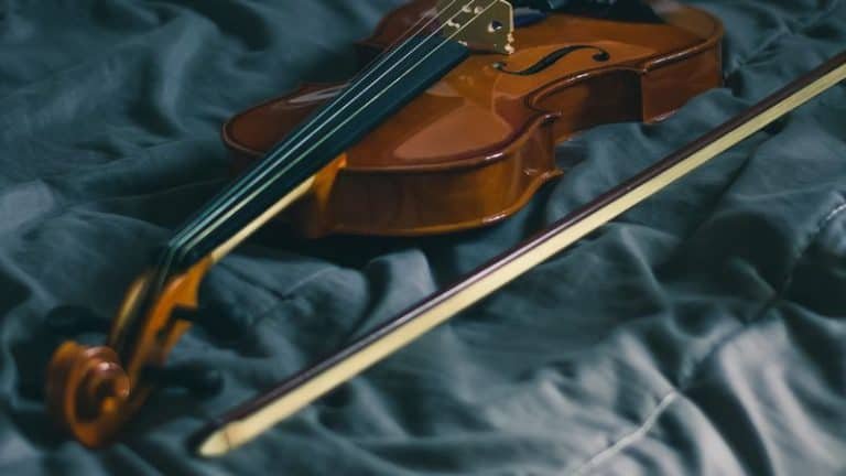 How To Rehair A Violin Bow (Easy DIY Guide To Save You Money)