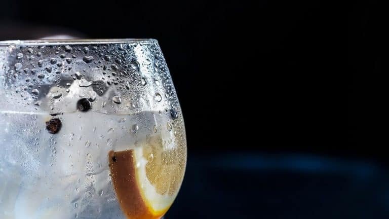 Best Drink For Singing Voice (And What NEVER To Drink)